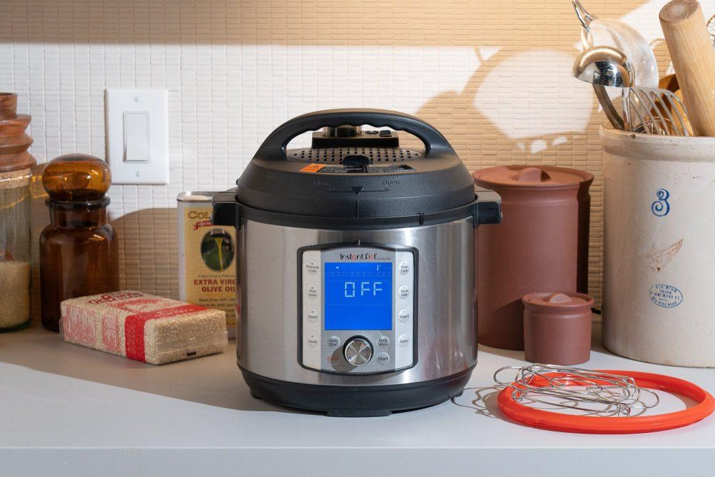 Multi-Cooker Components and Features to Consider - Nia Home